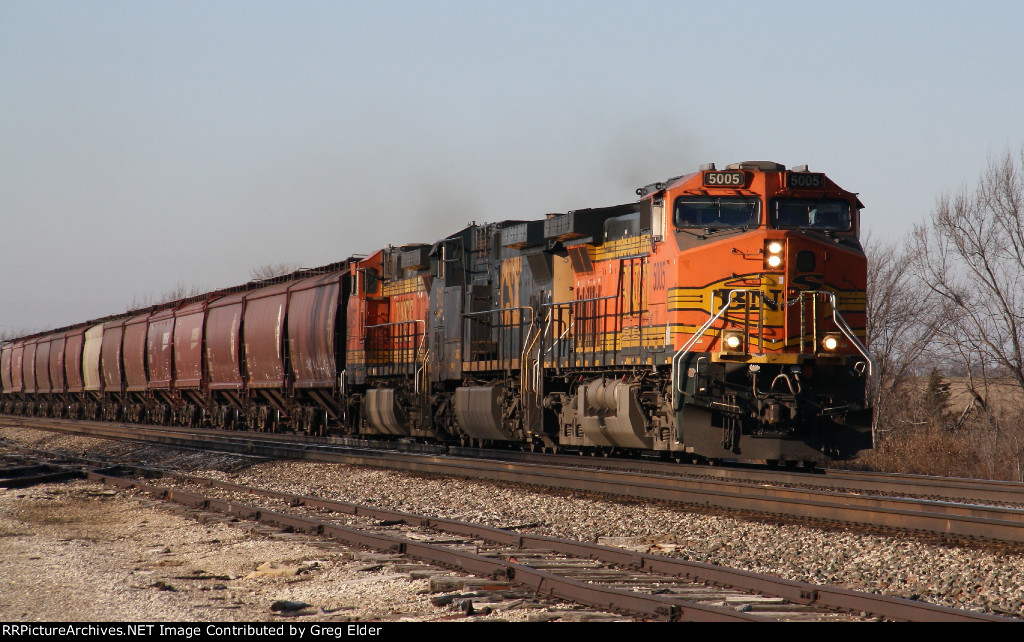 BNSF 5005